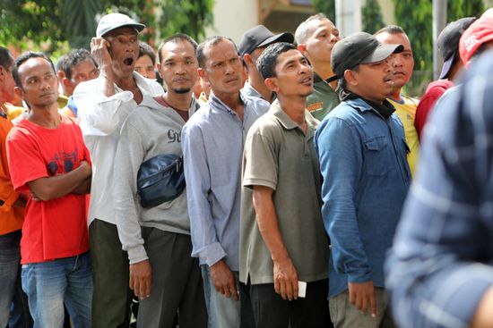 People Queue Receive Basic Food Packages Editorial Stock Photo - Stock ...