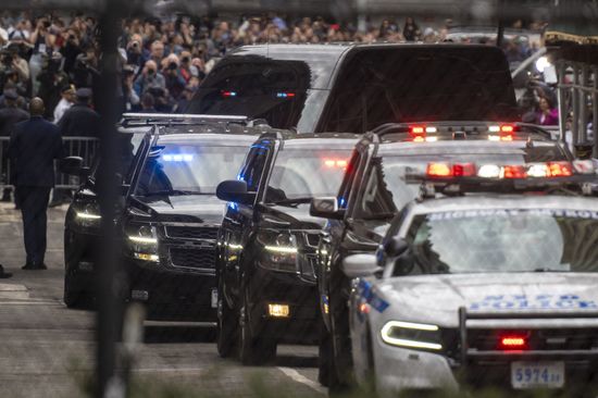 Former President Donald Trumps Convoy Seen Editorial Stock Photo ...