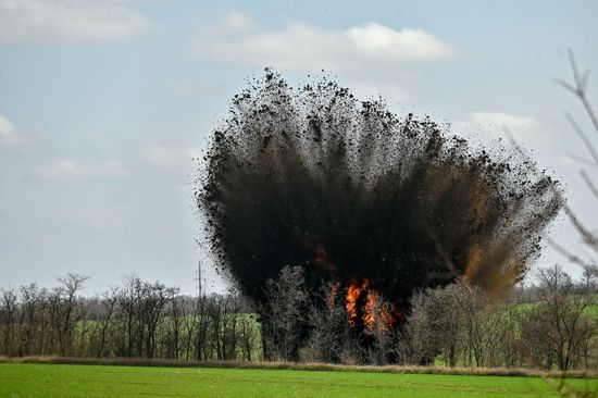 Controlled Explosion Fab500 Airdropped Bomb Takes Editorial Stock Photo ...