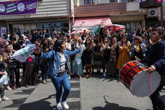 Kurdish Women Dance Accompaniment Drums Zurna Editorial Stock Photo ...