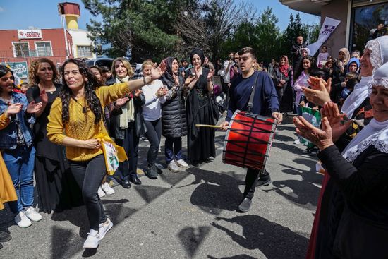 Kurdish Women Dance Accompaniment Drums Zurna Editorial Stock Photo ...