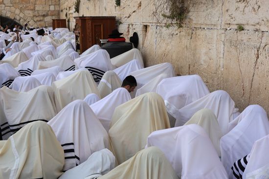 Orthodox Jews Cover Their Heads Prayer Editorial Stock Photo - Stock ...