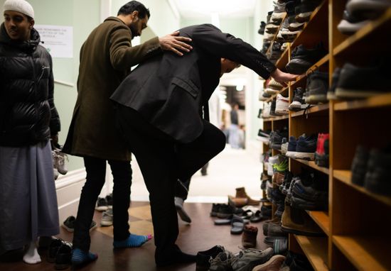 Muslim Worshippers Remove Their Shoes Before Editorial Stock Photo ...
