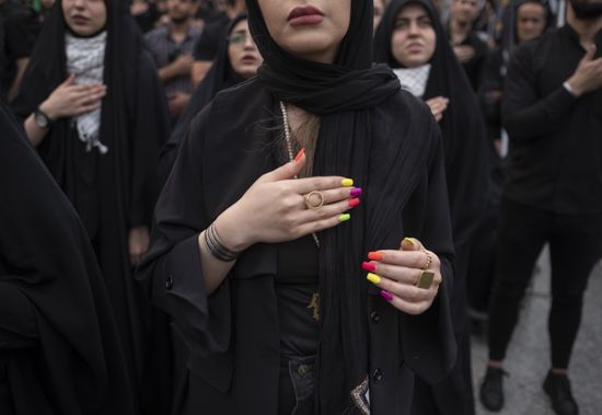 Iranian Woman Colorful Artificial Nails Beats Editorial Stock Photo ...