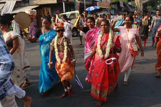 Garlanded Hindu Devotees Part Religious Procession Editorial Stock ...