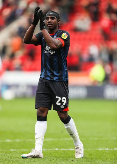 Amarii Bell Luton Town Applauds Luton Editorial Stock Photo - Stock ...