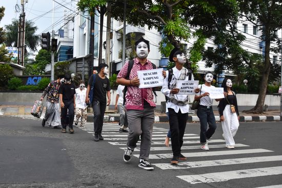 Number Indonesian Mime Artists Imajimimethheatre Indonesia Editorial ...