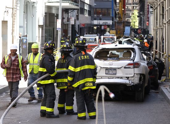 Row Totaled Cars Lined Workers Fdny Editorial Stock Photo - Stock Image ...