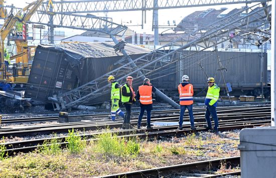 Workers Stand Alongside Derailed Freight Train Editorial Stock Photo ...