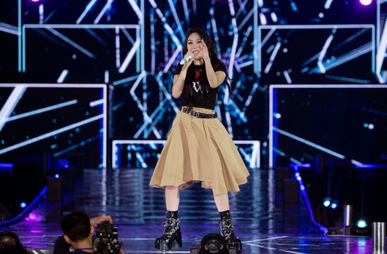 Rapper Lee Youngji Performs During Kpop Editorial Stock Photo - Stock ...