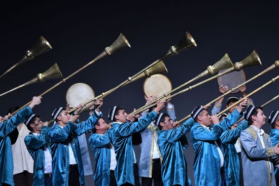 Actors National Uzbek Dresses Perform During Editorial Stock Photo ...