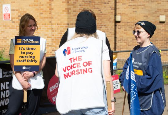 Nurses Picketing Outside Nhs Royal Berkshire Editorial Stock Photo ...