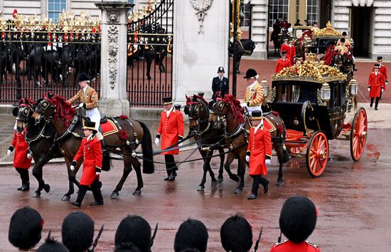 Carriages Procession Leave Buckingham Palace Following Editorial Stock ...