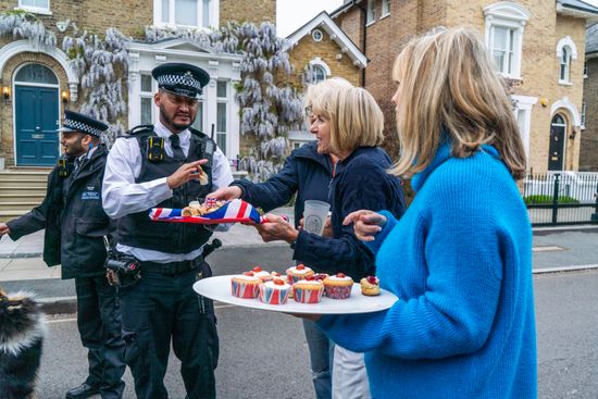 Police Officer Offered Food During Coronation Editorial Stock Photo ...