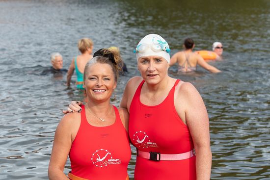 Wild Swimmers Henley Mermaids Pictured Henley Editorial Stock Photo ...