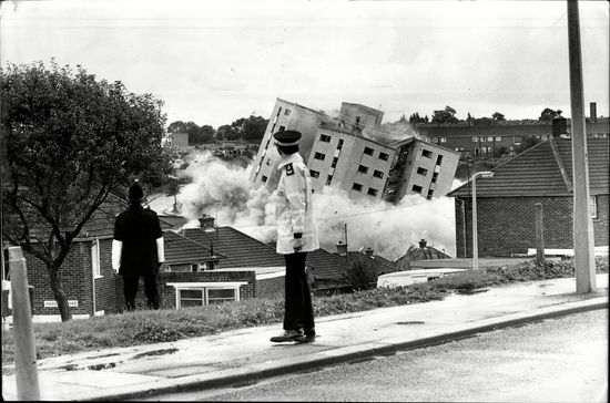 Demolition Fairbourne House Tideway Rochester Kent - Foto de stock de ...