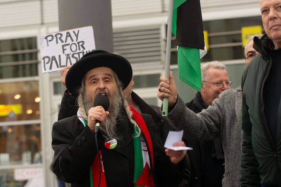 Rabbi Elhanan Beck London Speaking Propalestinian Editorial Stock Photo ...