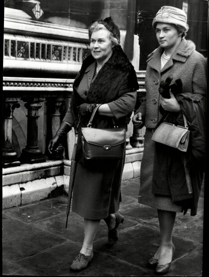 Mrs Mildred Crookes Left Her Daughter Editorial Stock Photo - Stock ...