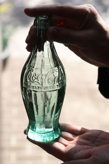 Cocacola Bottle 1915 Contour Prototype Bottle Editorial Stock Photo ...