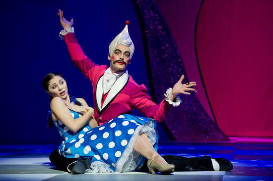 Hannah Vassallo Clara Adam Maskell Knickerbocker Editorial Stock Photo ...