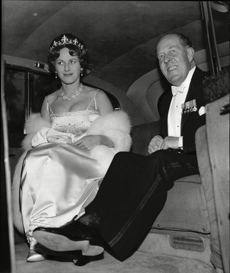 Ronald Armstrong Jones Dead 011966 Wife Editorial Stock Photo - Stock ...