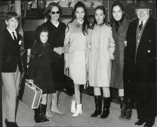 Actor Charlie Chaplin His Family Arrive - Foto de stock de contenido ...
