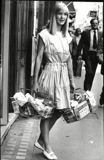 Model Jane Sumner Shopping Supermarkets New Editorial Stock Photo ...