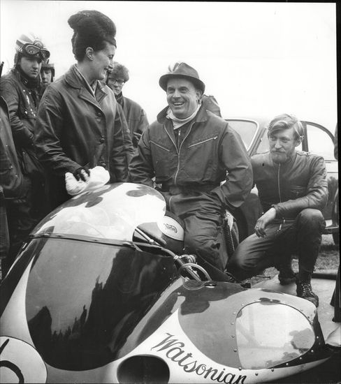 Sidecar Racing Oulton Park Julie Boddice Editorial Stock Photo - Stock ...