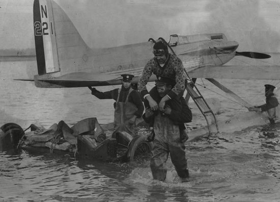 Flight Lieutenant Samuel Kinkead Being Carried Editorial Stock Photo ...