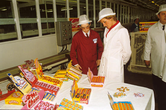 Princess Diana Visiting Swizzels Sweet Factory Editorial Stock Photo ...