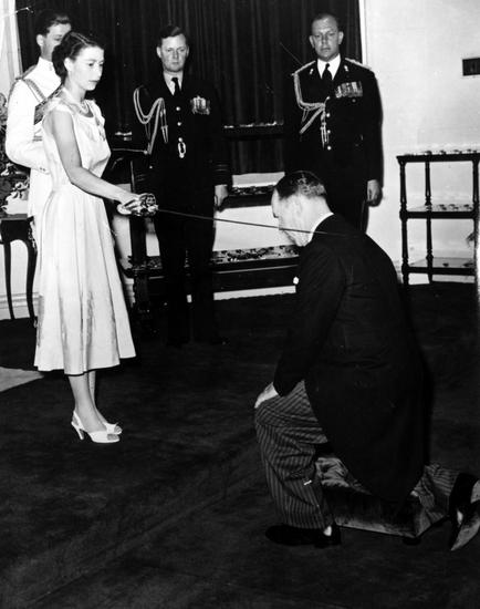 Queen Elizabeth Ii Knighting Sir Garfield Editorial Stock Photo - Stock ...