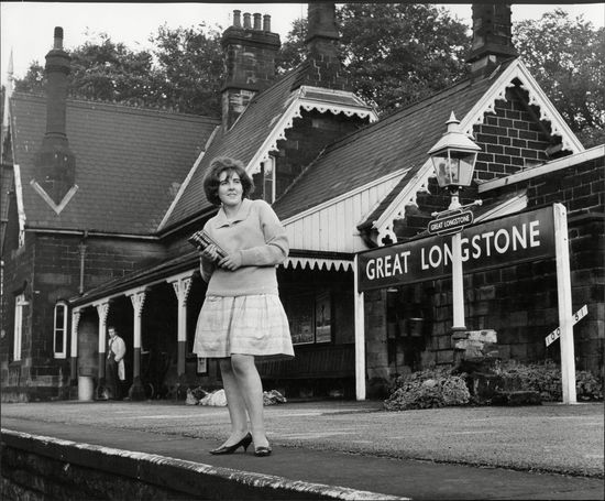 Great Longstone Railway Station Editorial Stock Photo - Stock Image ...