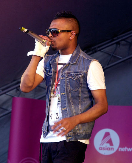 Mumzy Stranger Performing On Main Stage Editorial Stock Photo - Stock ...
