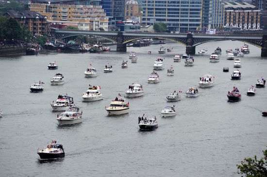 River Thames Boat Pageant Small Boats Editorial Stock Photo - Stock ...