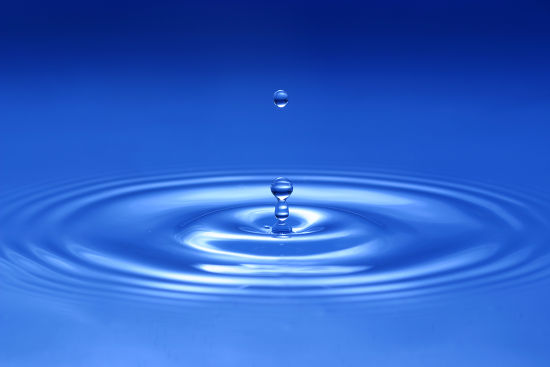 Water Surface Ripples Drop Jumping Off Editorial Stock Photo - Stock ...