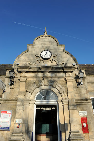 Worksop Railway Station Nottinghamshire England Uk Editorial Stock ...