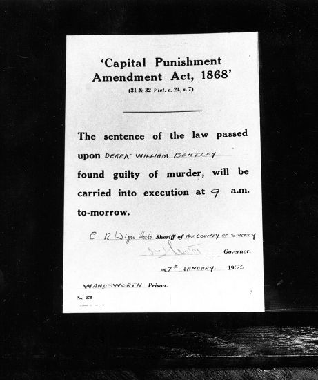 Derek Bentley Execution Notice Posted Outside Editorial Stock Photo ...