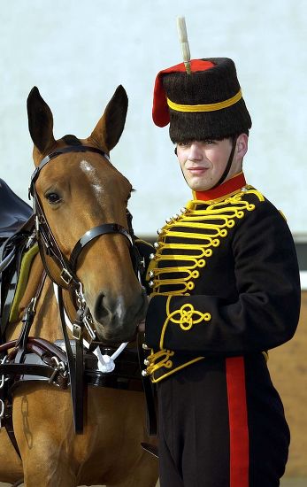 Gunner Steven Flint Kings Troop Royal 新闻传媒库存照片 - 库存图片 | Shutterstock