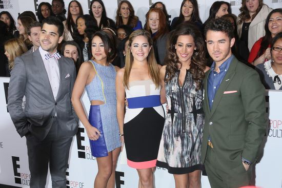 Cast Married Jonas Michael Mikey Deleasa Editorial Stock Photo - Stock ...