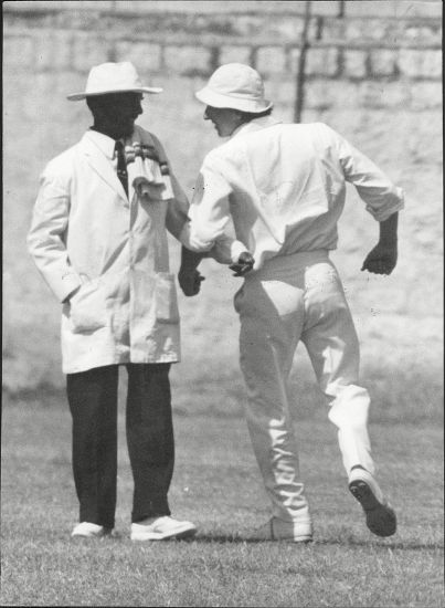 England Cricketer Derek Randall Action Against Editorial Stock Photo ...