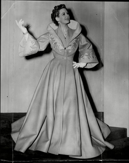 Model Sylvia Shelly Michael Sherard Outfit Editorial Stock Photo ...