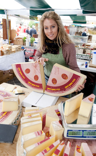 Emma Finch Cutting Wheel Comte Cheese Editorial Stock Photo - Stock ...