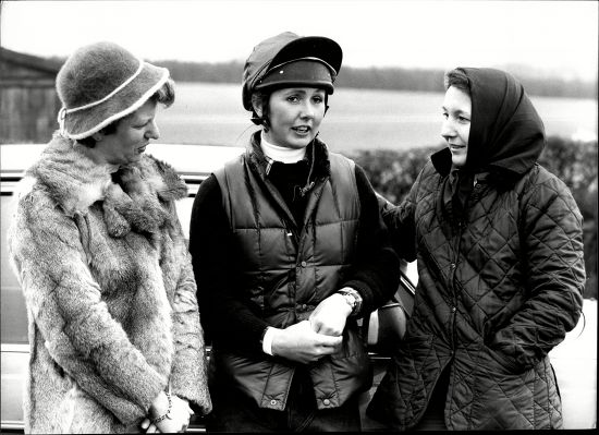 Racehorse Trainer Former Jockey Geraldine Rees - Foto de stock de ...