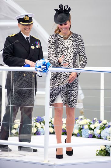 Catherine Duchess Cambridge Captain Tony Draper Editorial Stock Photo ...