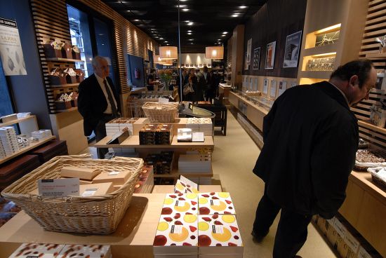 Cacao Sampaka Madrid Spain Editorial Stock Photo - Stock Image ...