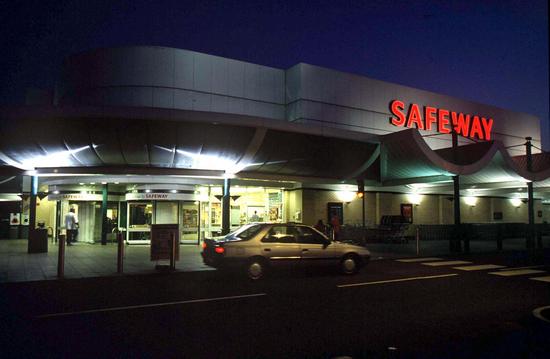 Safeway Supermarket Open Night 24 Hour Editorial Stock Photo - Stock ...