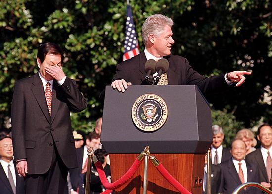 Us President Bill Clinton Gesture Toward Editorial Stock Photo - Stock ...