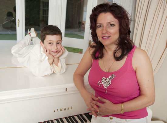 7yearold Pianist Curtis Elton Mother Hayley Editorial Stock Photo ...