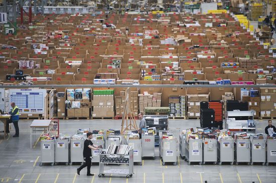 Aerial View Items On Shelves Waiting Editorial Stock Photo - Stock ...