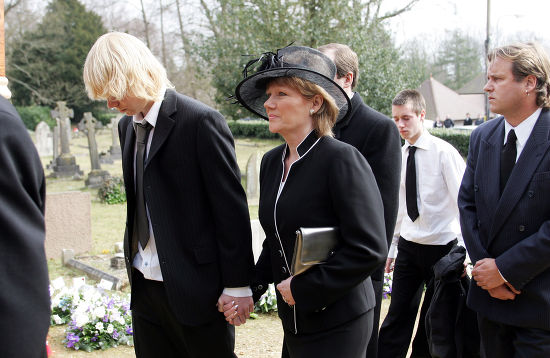 Lynne Osgood Arrives Stjohn Baptist Church Editorial Stock Photo ...